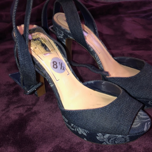 Jessica Simpson | Shoes | Jessica Simpson Heels Platform Flowers Size 8 ...